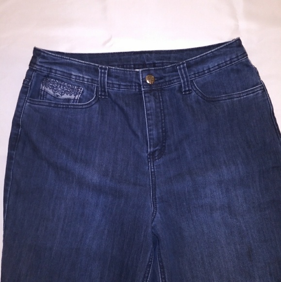 Christopher & Banks | Jeans | Christopher Banks Capris Jeans | Poshmark